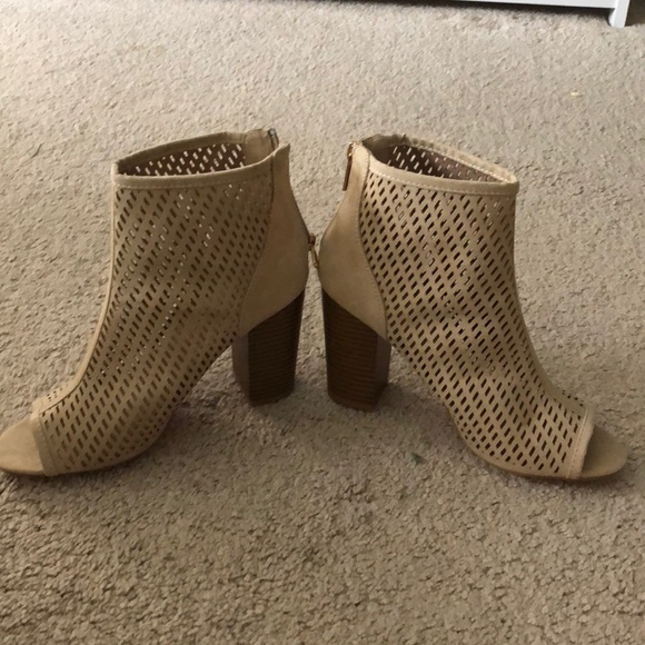 Shoes | Cute Opened Toe Heels | Poshmark